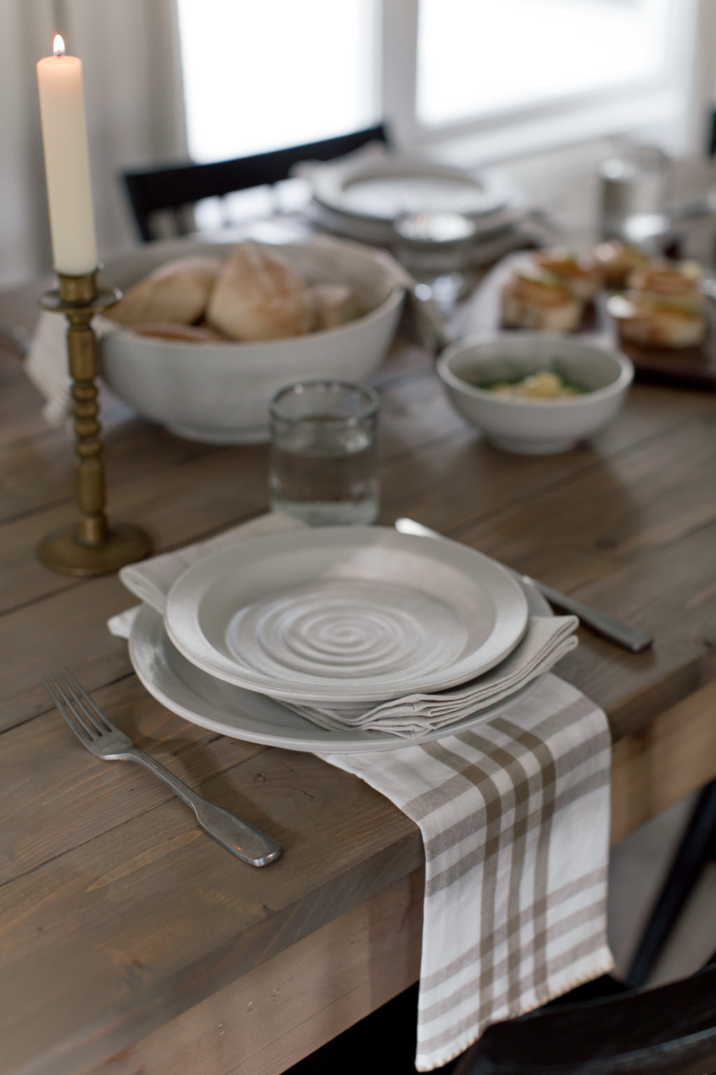 Rustic Fall Tablescape Inspiration | Laine and Layne