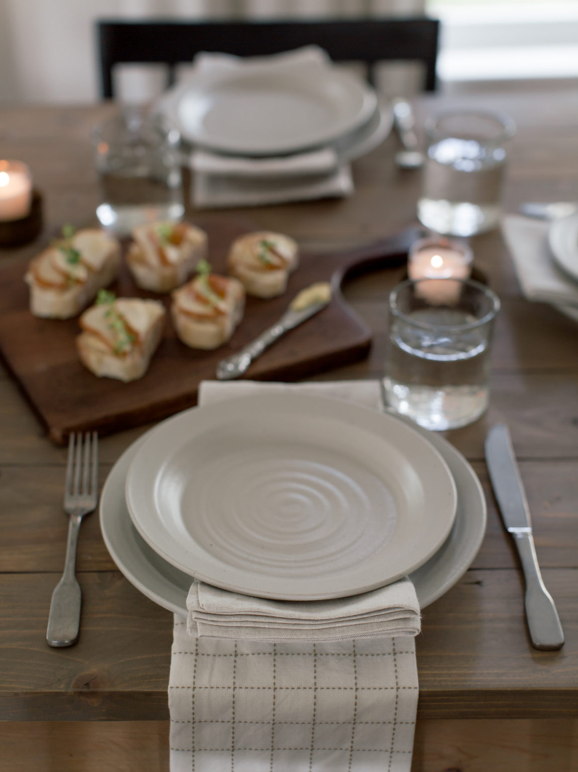 Rustic Fall Tablescape Inspiration | Laine and Layne