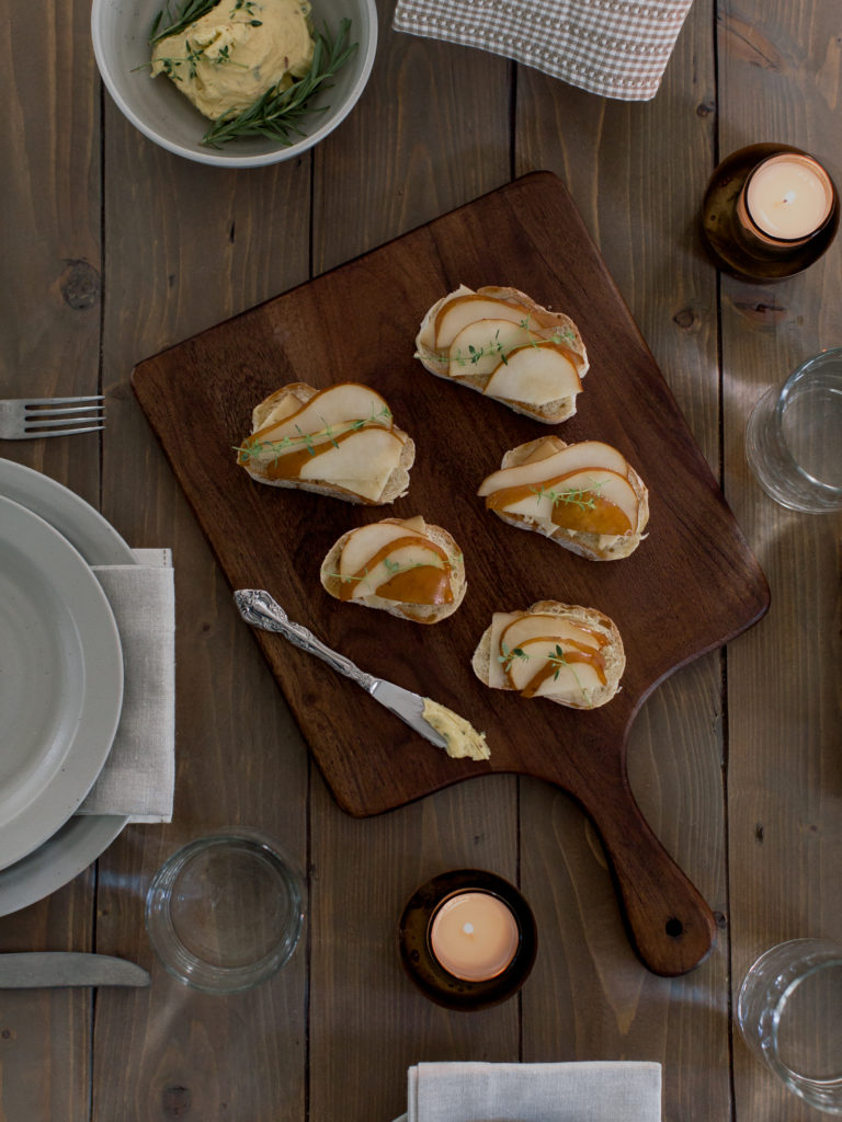 Rustic Fall Tablescape Inspiration | Laine and Layne