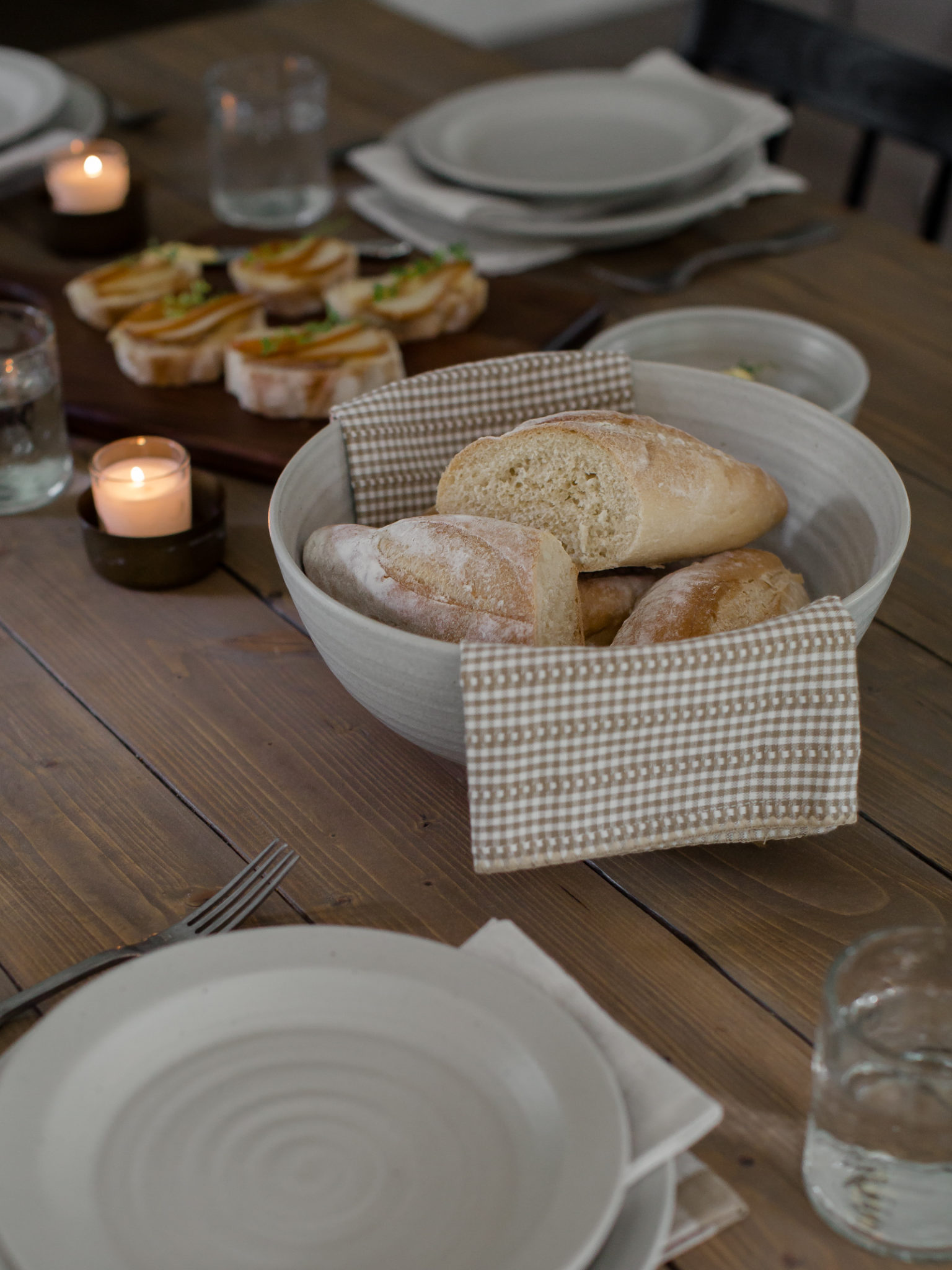 Rustic Fall Tablescape Inspiration | Laine and Layne