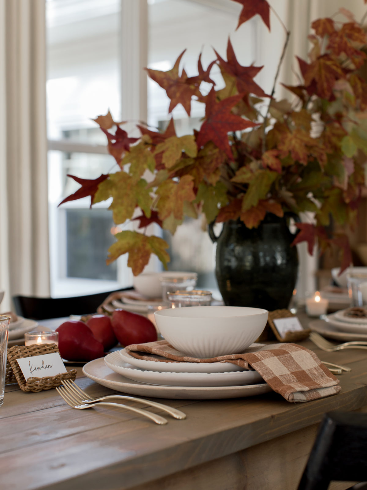 Thanksgiving Harvest Table | Laine and Layne