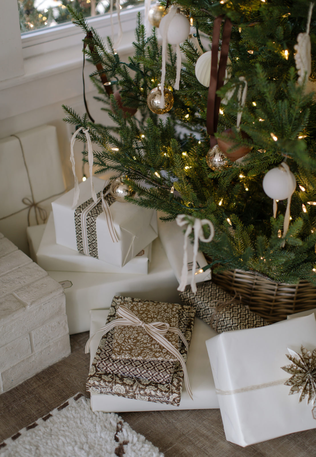 Cozy Christmas Mantel & Tree | Laine and Layne