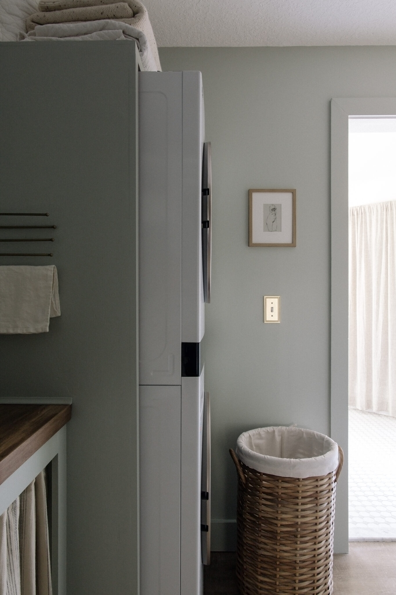 Laundry Reveal : How We Made Our Laundry Closet More Functional | Laine ...