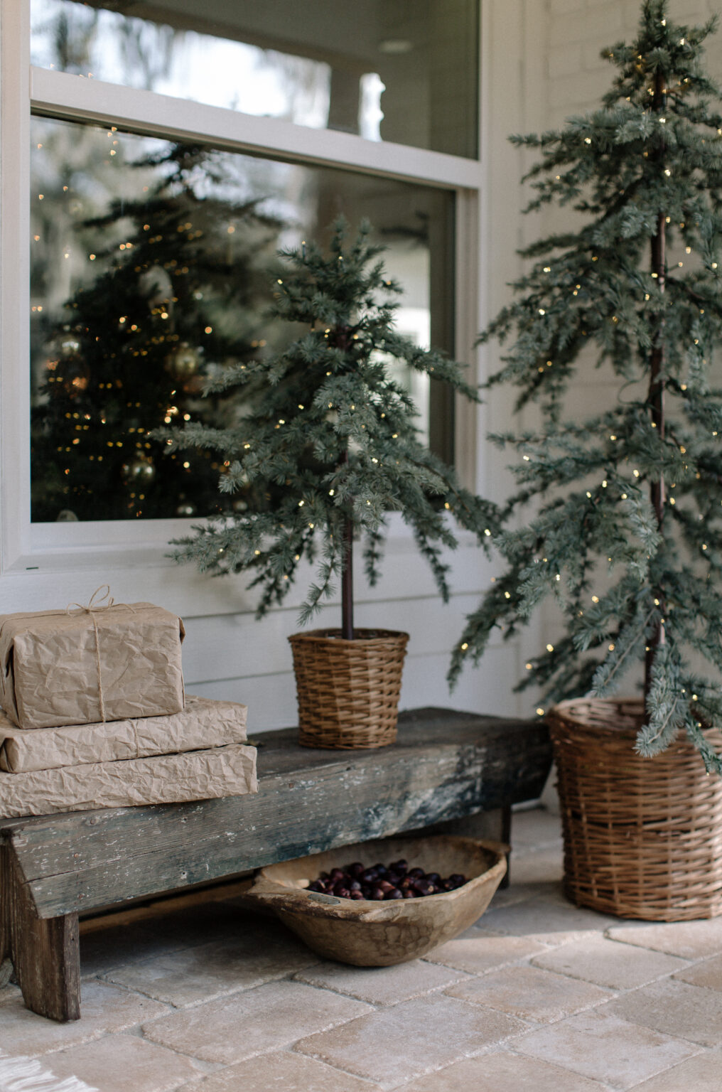 Charming Christmas Front Porch | Laine and Layne