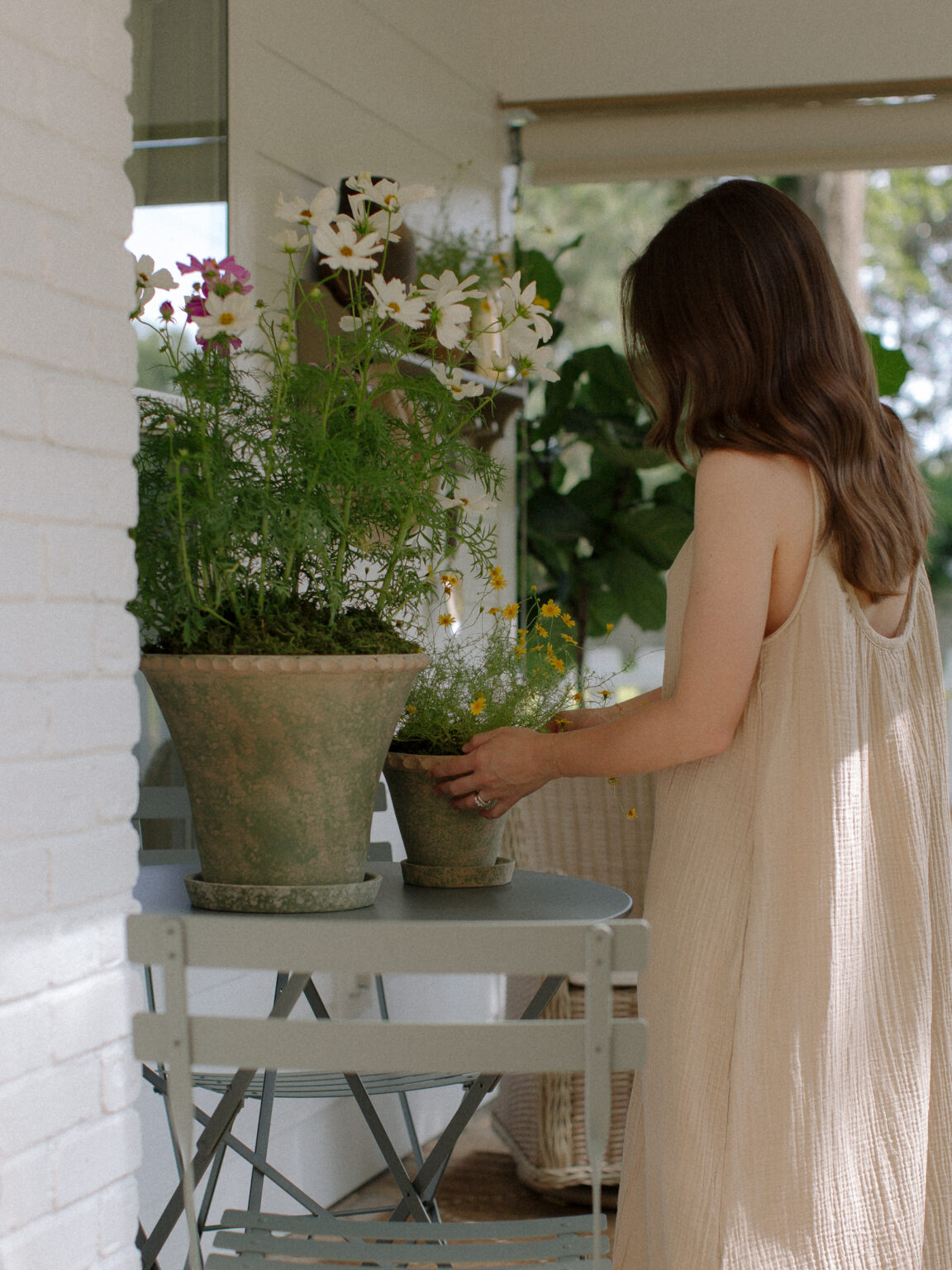 Classic Cottage Garden Front Porch | Laine and Layne Classic Cottage Garden Front Porch | Laine and Layne