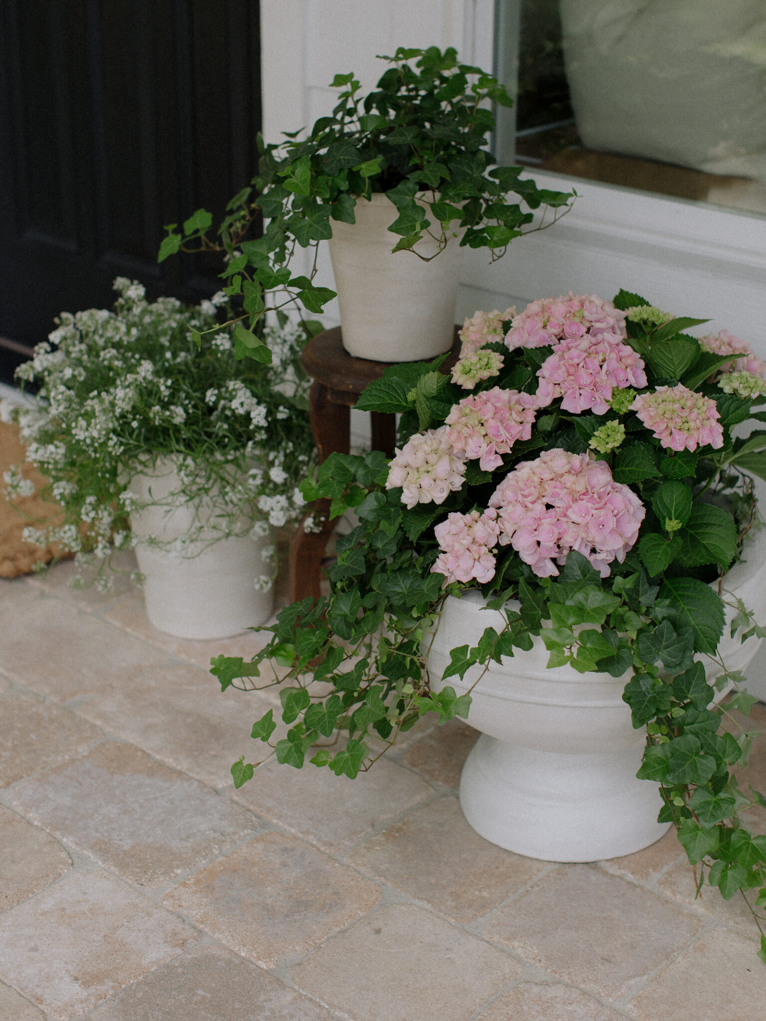 Classic Cottage Garden Front Porch | Laine and Layne Classic Cottage Garden Front Porch | Laine and Layne
