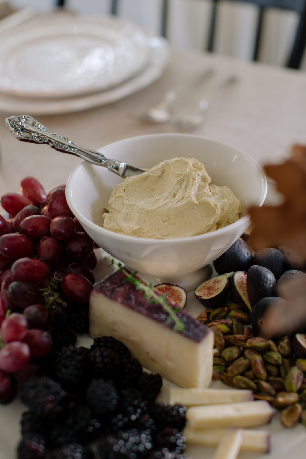 Fall to Thanksgiving Dinner Tablescape | Laine and Layne