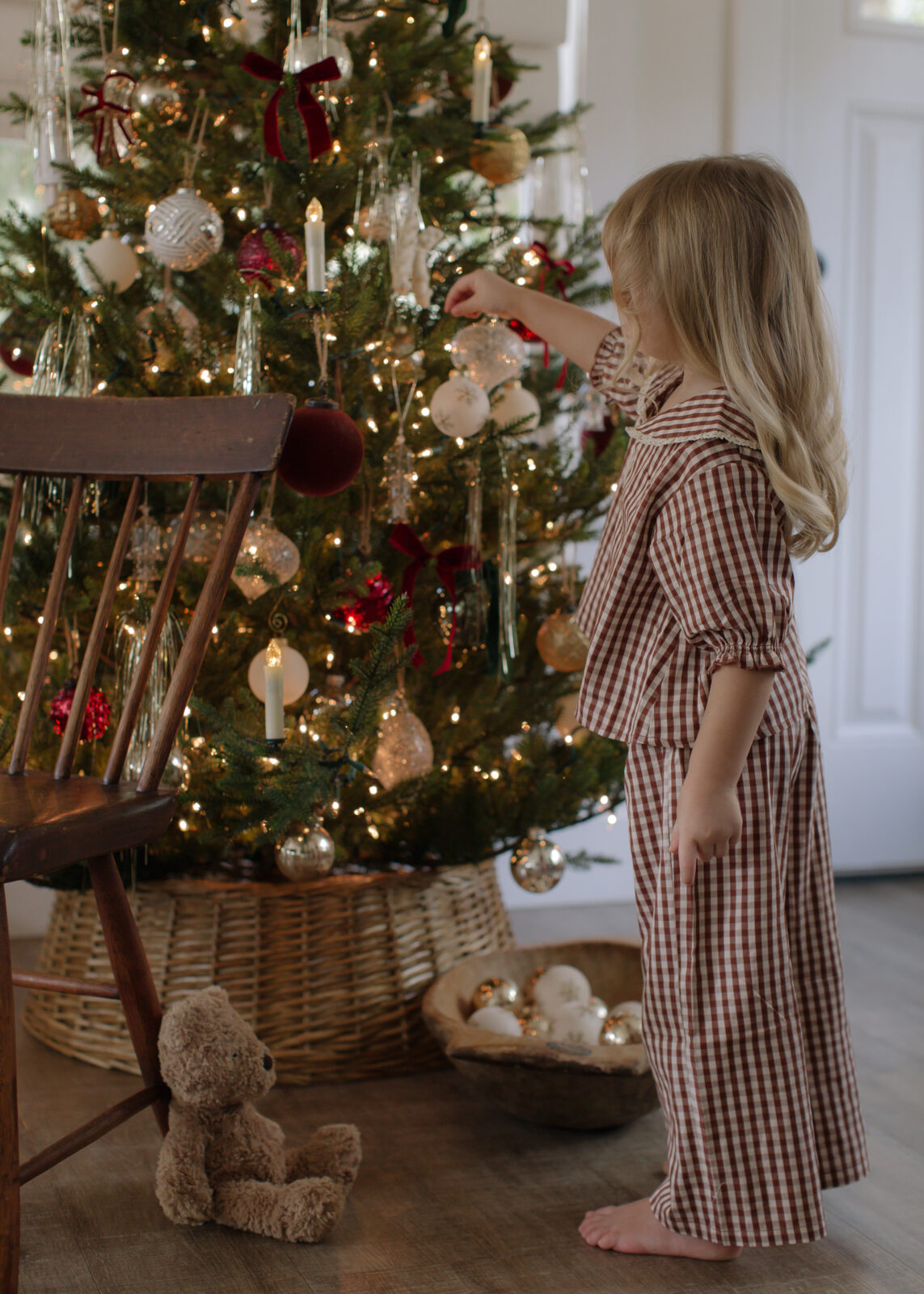 Our Favorite Christmas Traditions | Laine and Layne