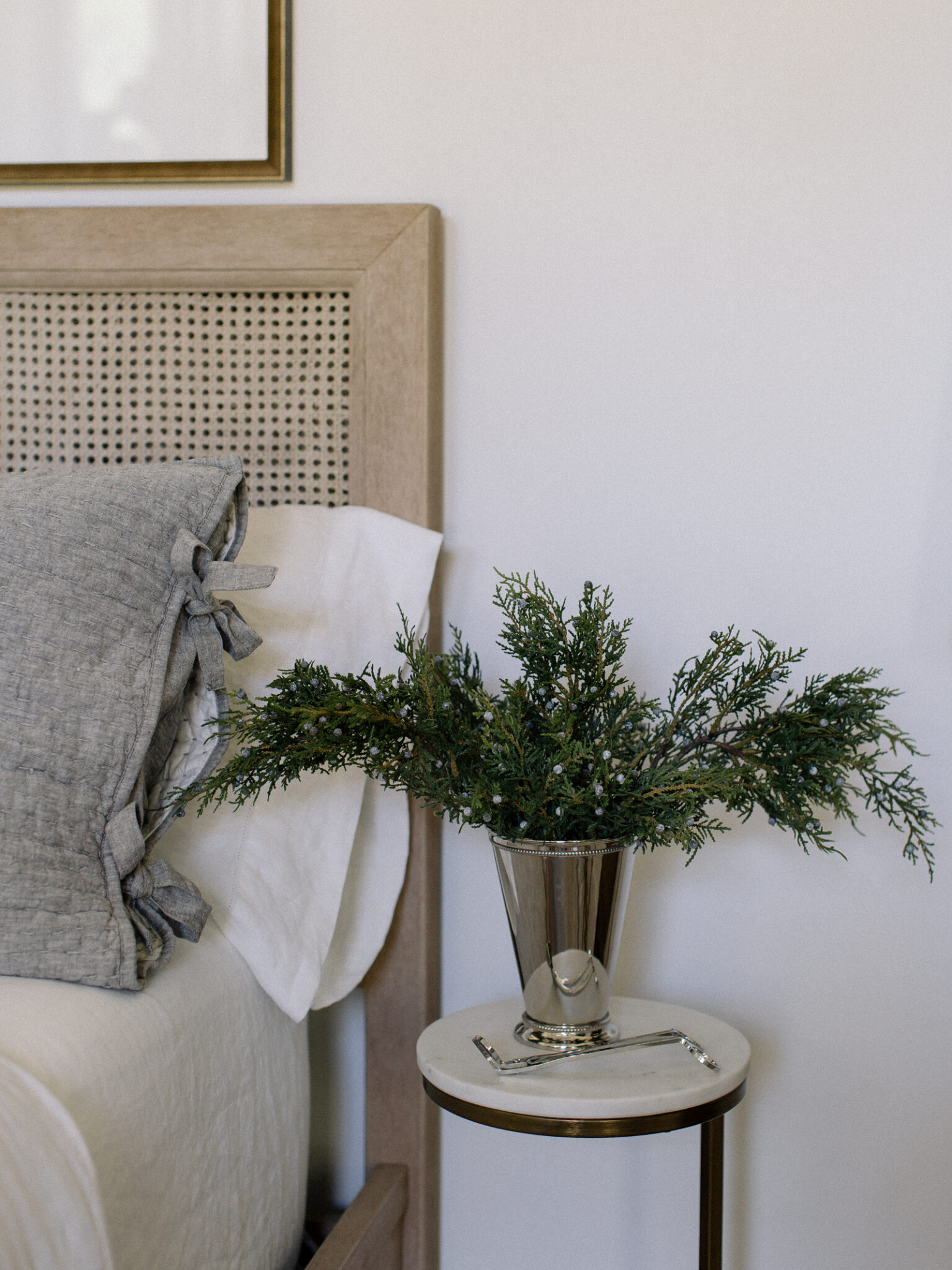How to Prepare Your Guest Room For The Holidays | Laine and Layne