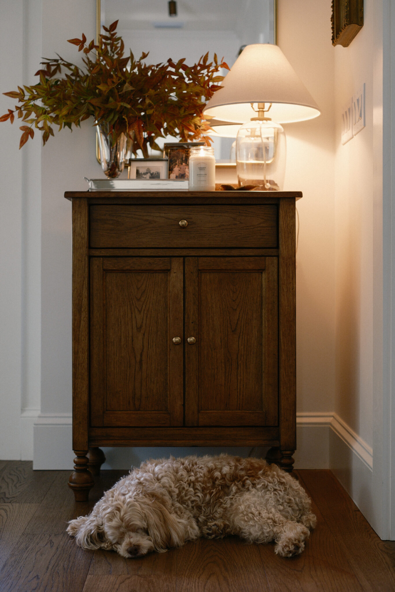 A Small But Welcoming Fall Entry | Laine and Layne